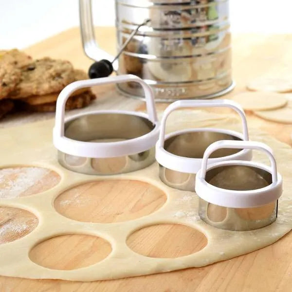 Biscuit Cutter, set of 3 – The Invisible Chef